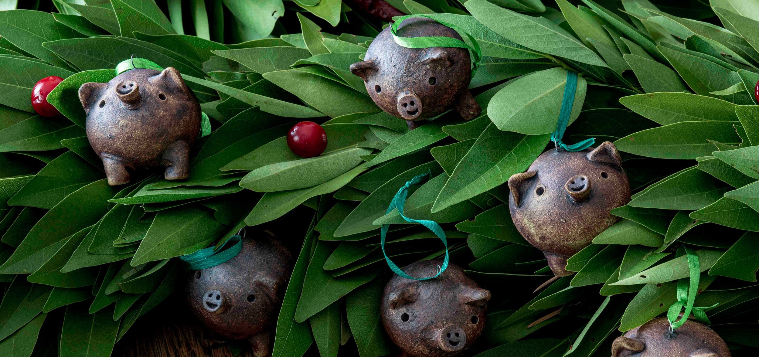 Cúrate Merchandise – Cúrate at Home